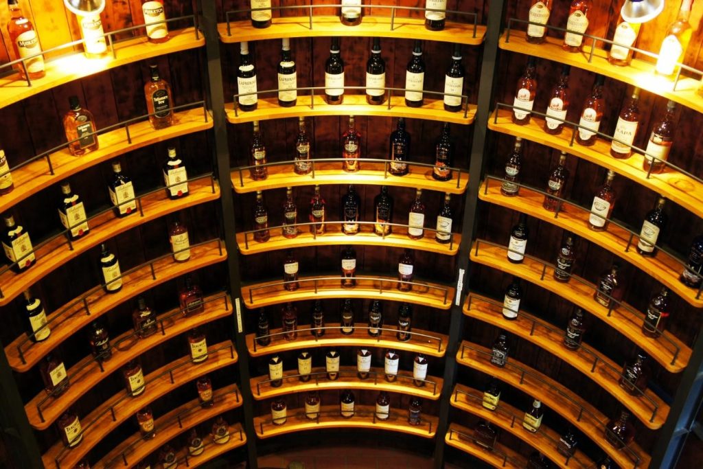 オーシャンラッキーについて徹底解説!同銘柄のウイスキーも紹介! - Whisky Lab ウイスキー比較・検索サイト